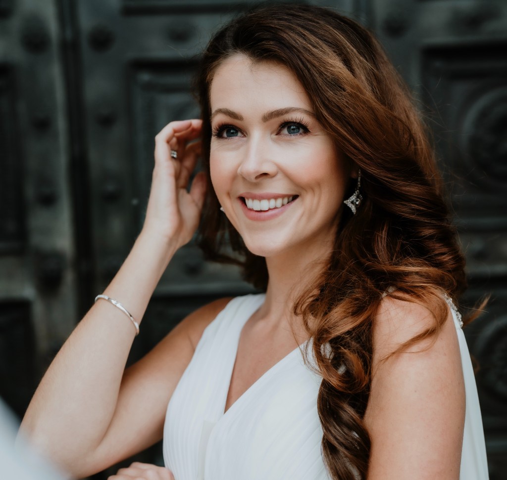 Ellen Williams, soprano – MEET THE ARTIST