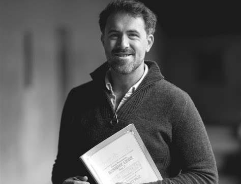 Tim Reader, conductor – MEET THE ARTIST