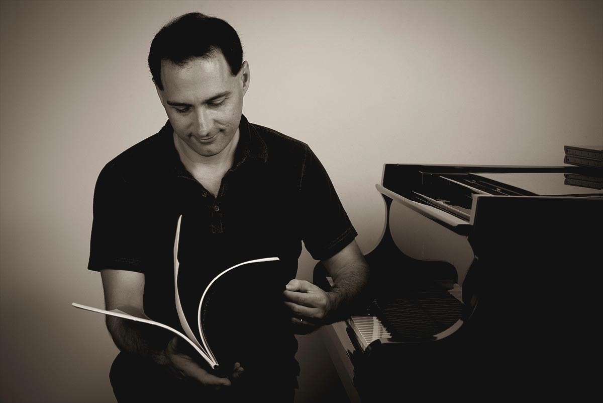 Alex Heffes, film composer – MEET THE ARTIST