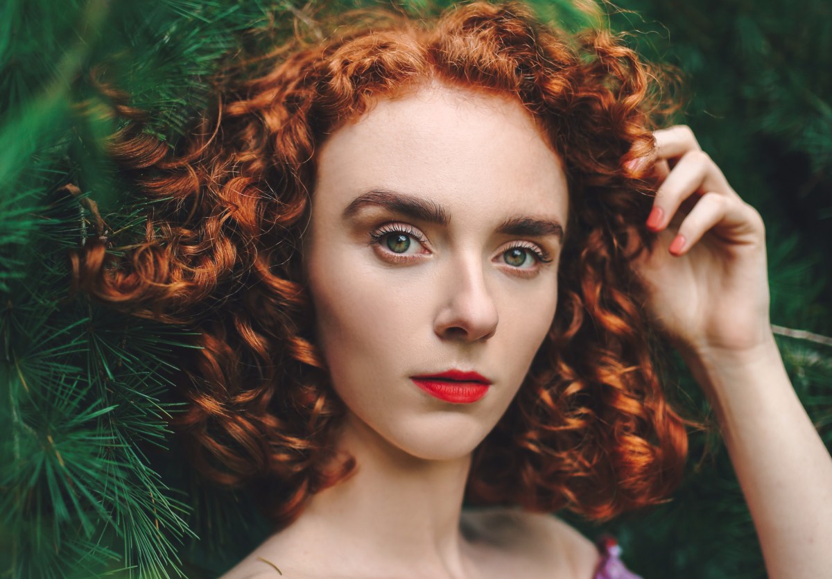 Esme Bronwen-Smith, mezzo-soprano – MEET THE ARTIST