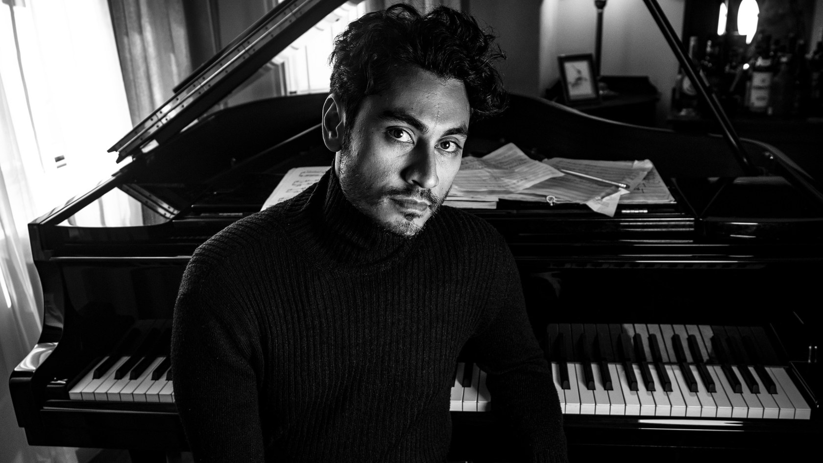 Arsha Kaviani, pianist & composer – MEET THE ARTIST